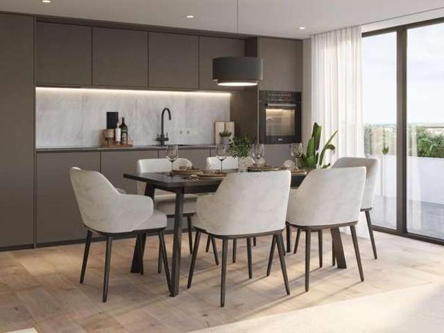 2 Bedroom Flat