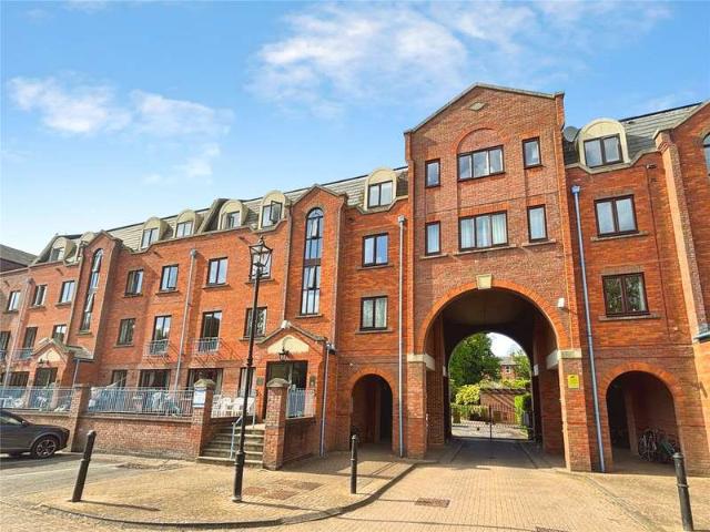 2 Bedroom Flat