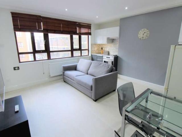 2 Bedroom Flat