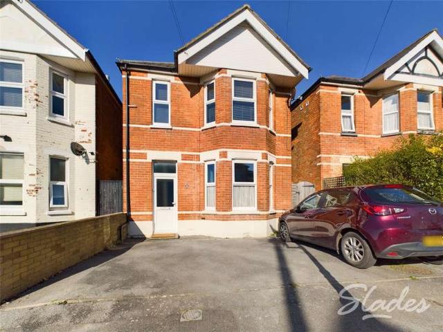 2 Bedroom Flat
