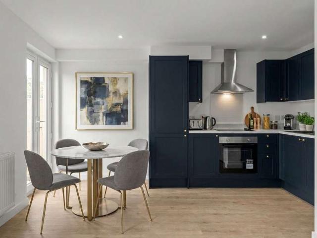 2 Bedroom Flat