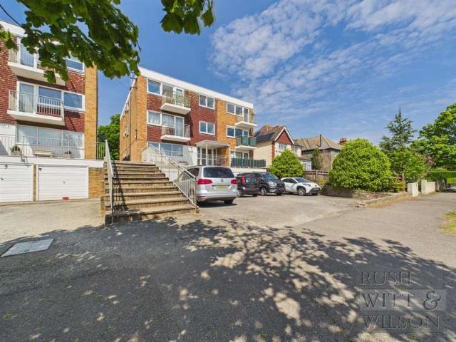 2 Bedroom Flat