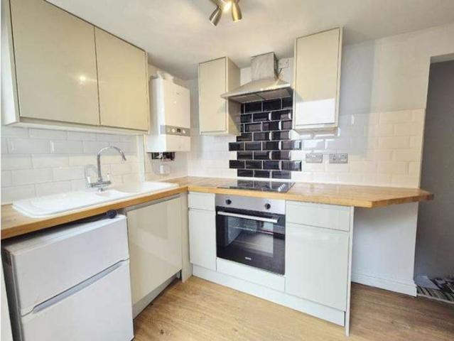 2 Bedroom Flat