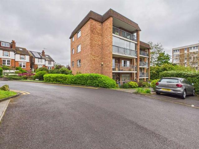 2 Bedroom Flat