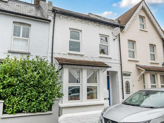 2 Bedroom Flat