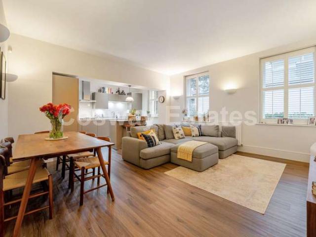 2 Bedroom Flat