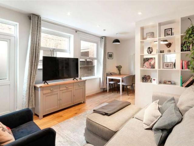 2 Bedroom Flat
