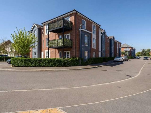 2 Bedroom Flat