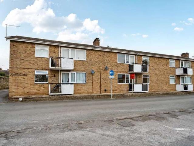 2 Bedroom Flat