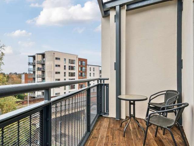 2 Bedroom Flat