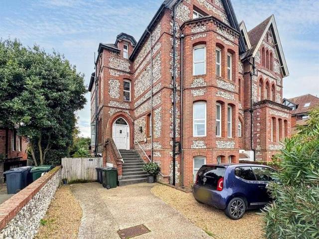 2 Bedroom Flat