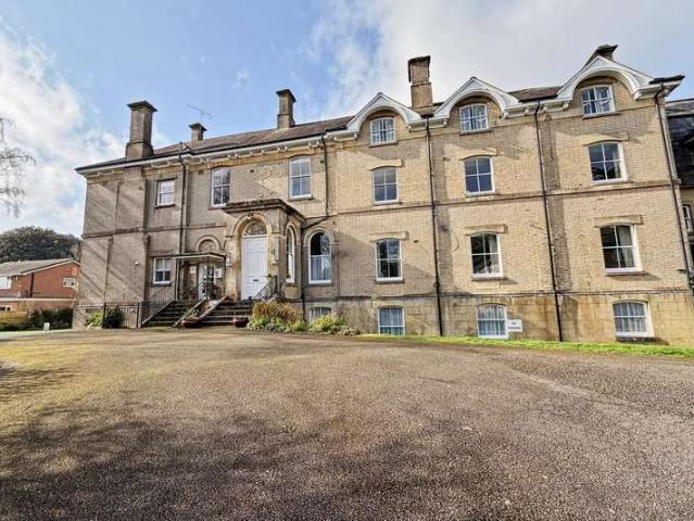 2 Bedroom Flat