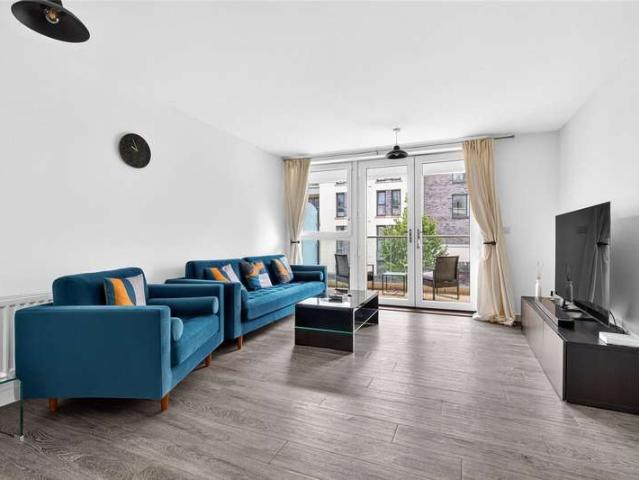 2 Bedroom Flat