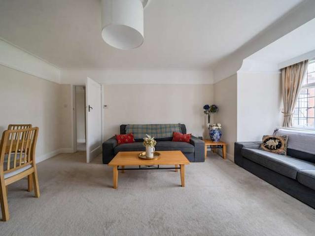 2 Bedroom Flat