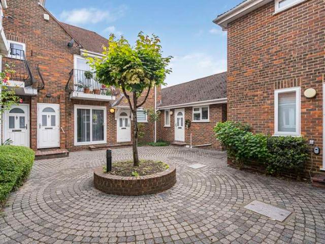 2 Bedroom Flat