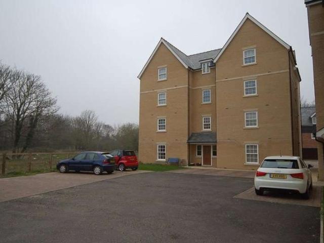 2 Bedroom Flat