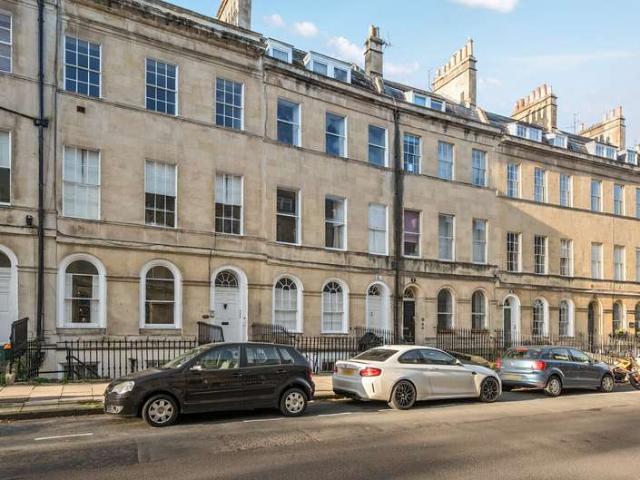 2 Bedroom Flat