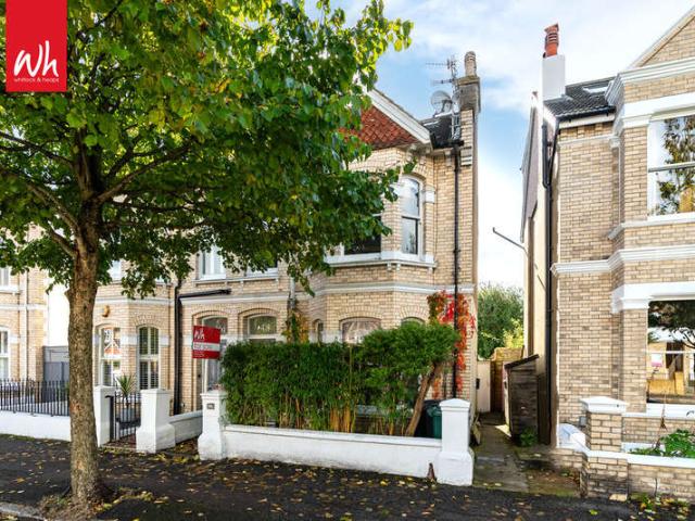2 Bedroom Flat