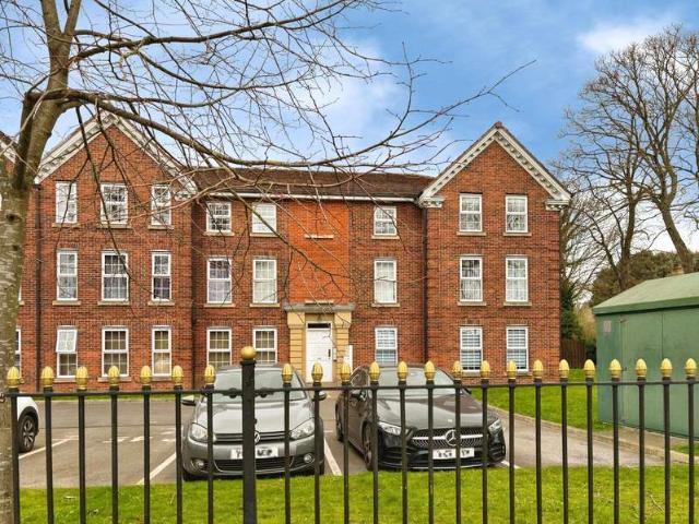 2 Bedroom Flat