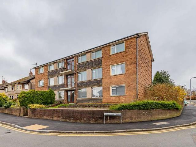 2 Bedroom Flat