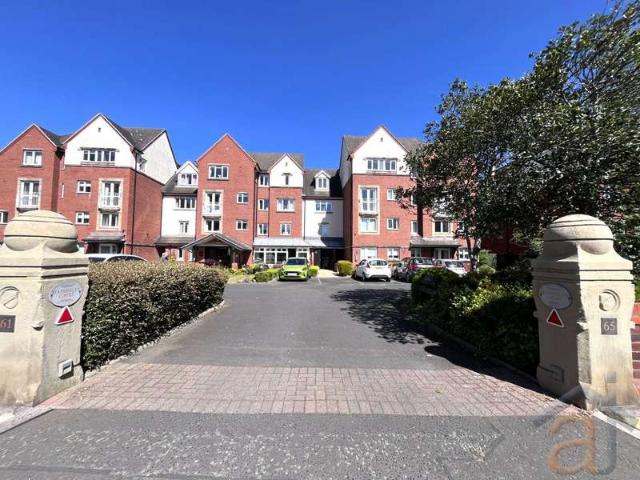 2 Bedroom Flat