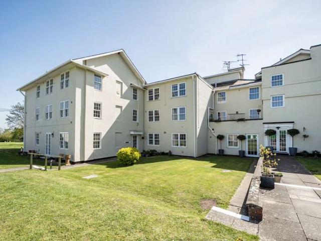2 Bedroom Flat