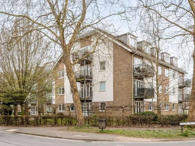 2 Bedroom Flat