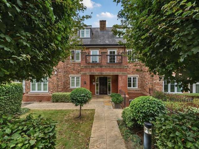 2 Bedroom Flat