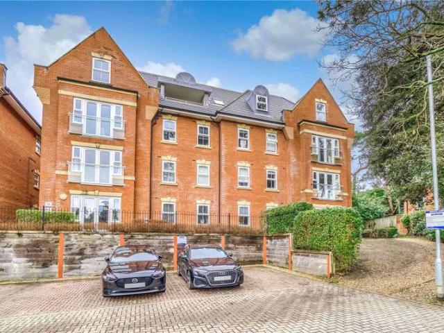 2 Bedroom Flat