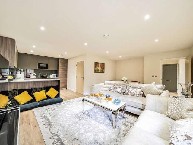 2 Bedroom Flat
