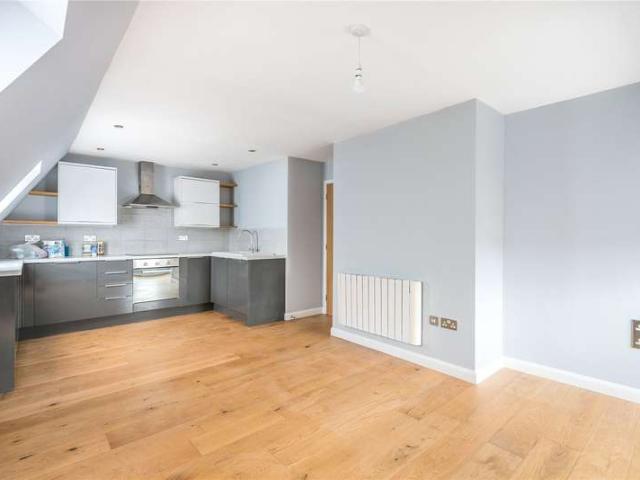 2 Bedroom Flat