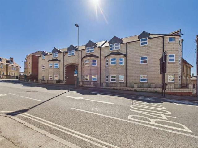 2 Bedroom Flat
