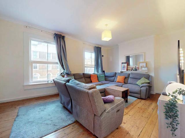 2 Bedroom Flat