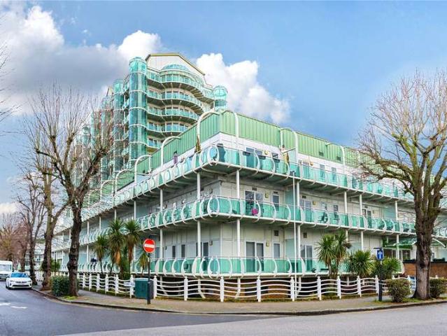 2 Bedroom Flat
