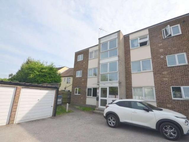 2 Bedroom Flat