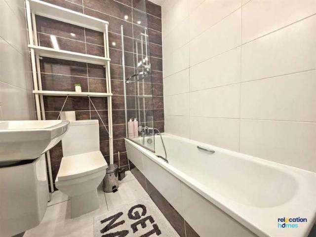 2 Bedroom Flat
