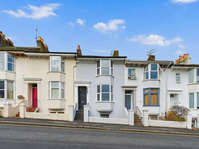 2 Bedroom Flat