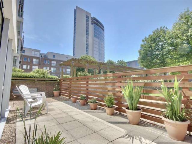 2 Bedroom Flat