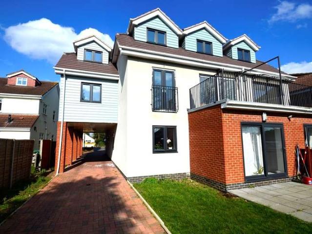 2 Bedroom Flat