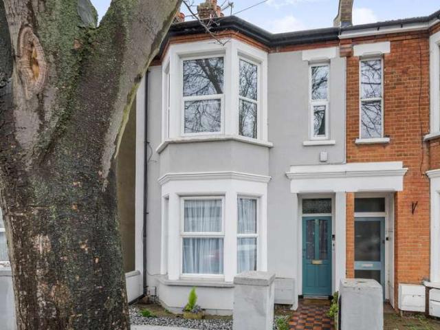 2 Bedroom Flat