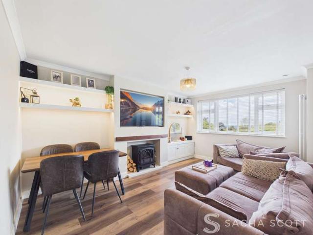 2 Bedroom Flat