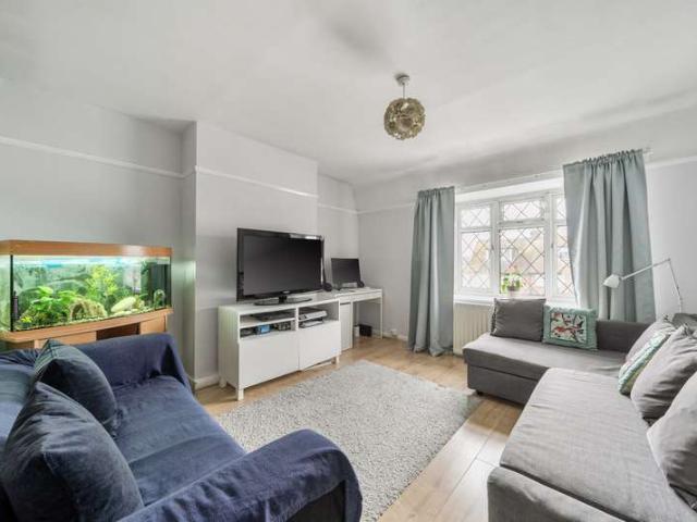 2 Bedroom Flat