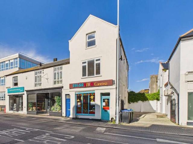2 Bedroom Flat