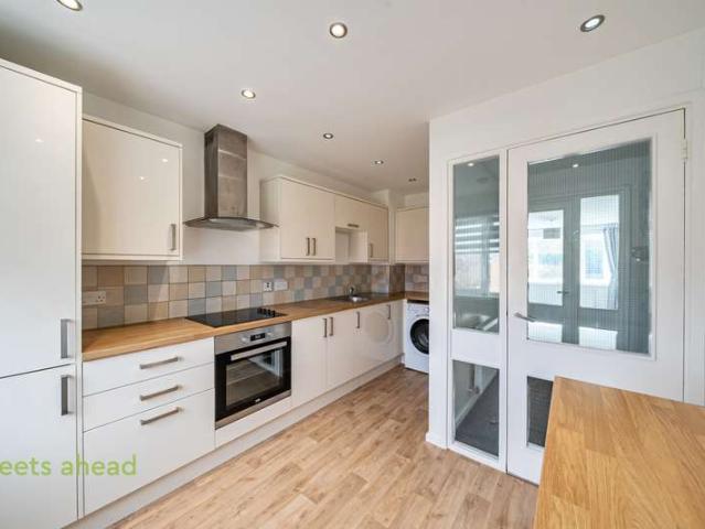2 Bedroom Flat