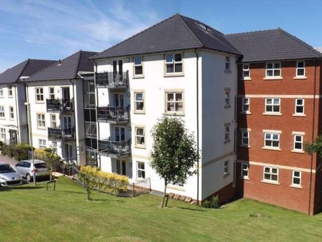 2 Bedroom Flat