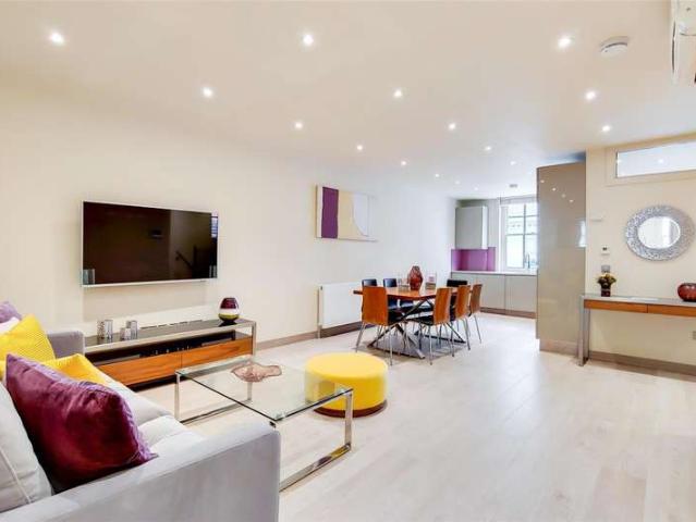 2 Bedroom Flat