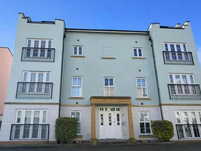 2 Bedroom Flat