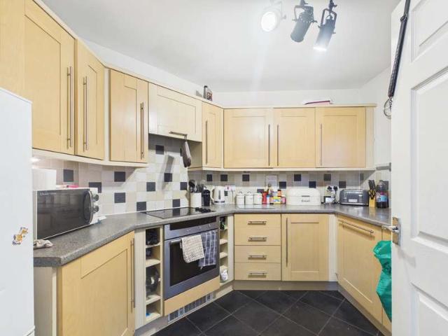 2 Bedroom Flat
