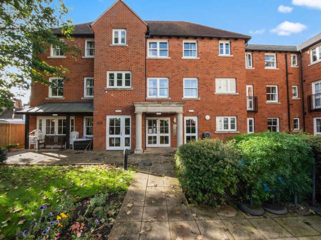 2 Bedroom Flat