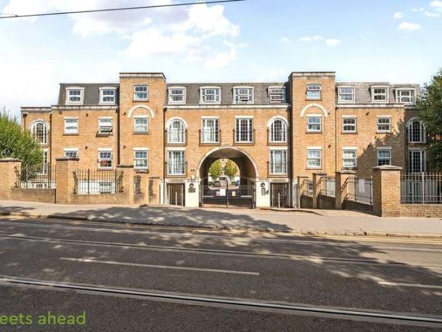 2 Bedroom Flat